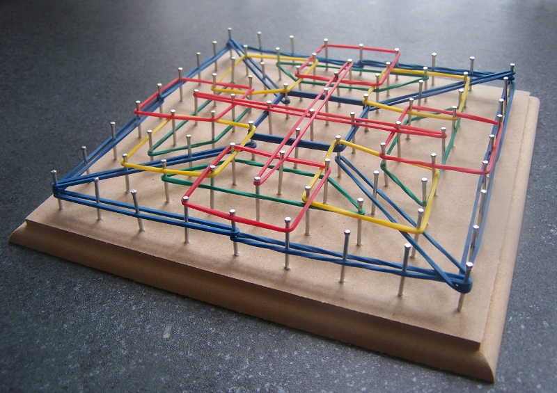 Making a Christmas project: Walnut Geoboard : woodworking